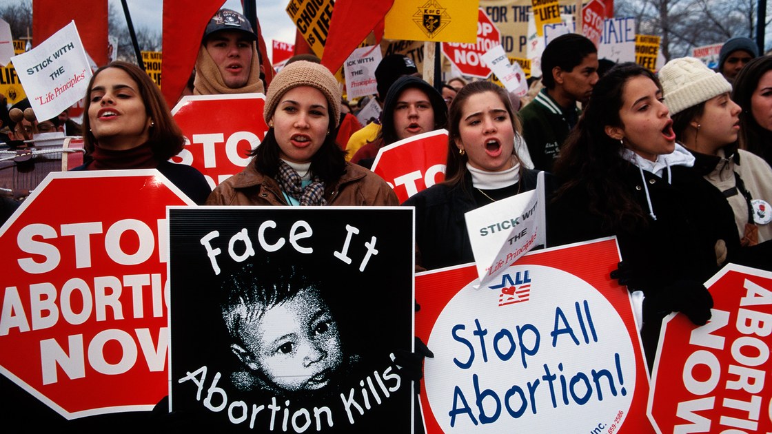 Looking Back On the US Supreme Court Overturning Roe v. Wade Two Years ...